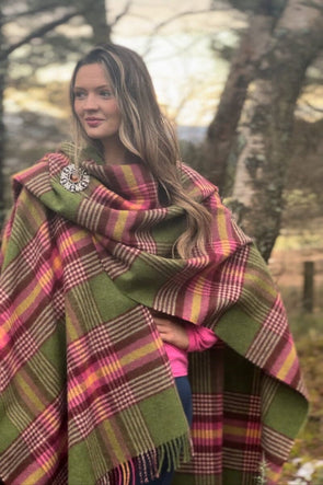 HIGHLANDER RUANA – Great Scot